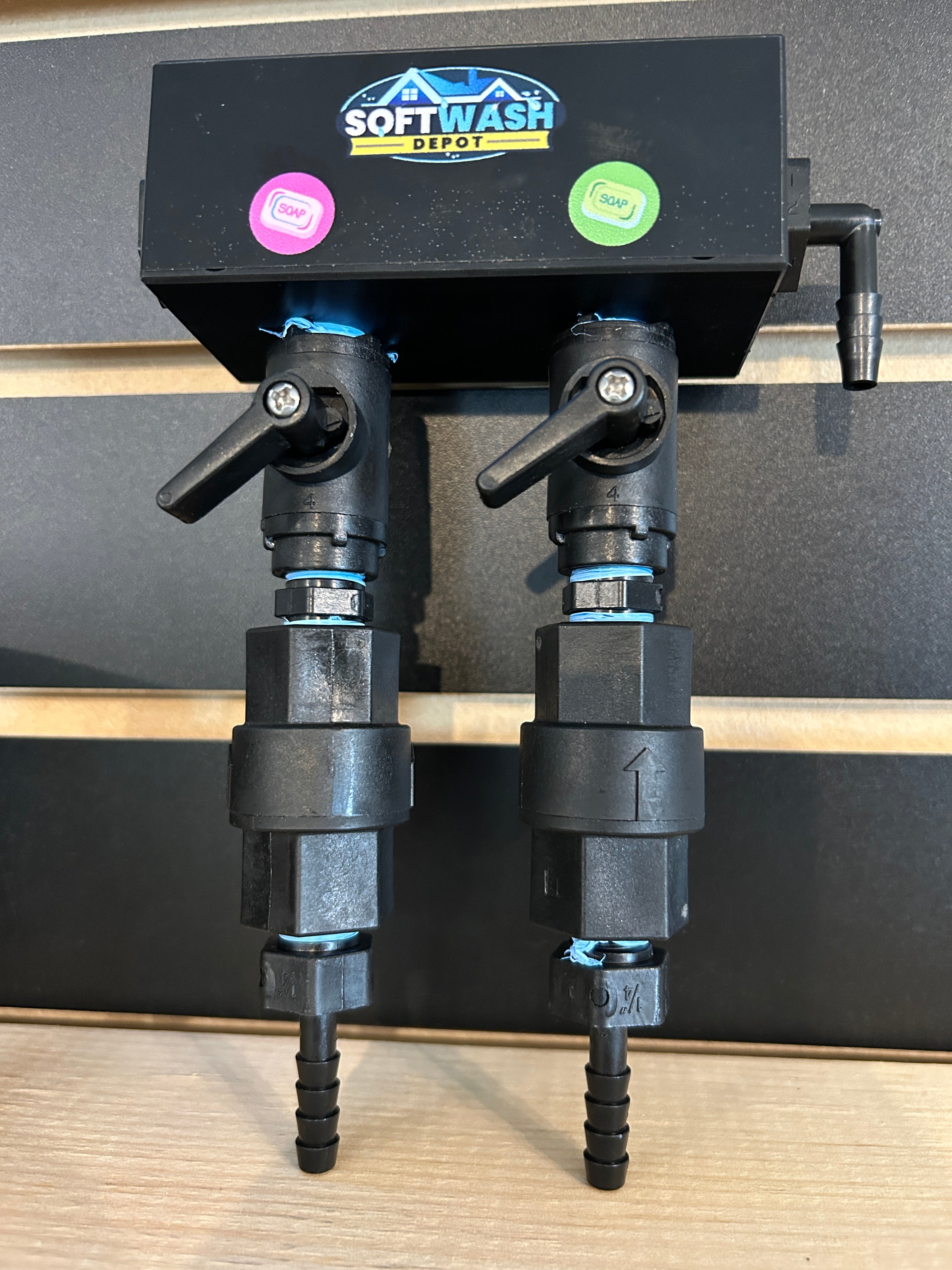 Downstream Injector Black Manifold With Viton Seal Valves – Soft Wash ...